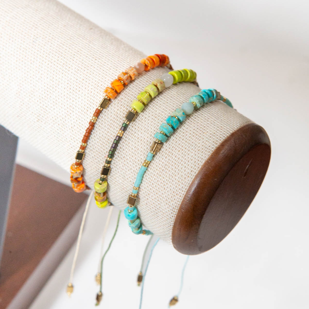 Chance Loves Jewelry Small Beaded Bracelet vintage Natural Stone Blue